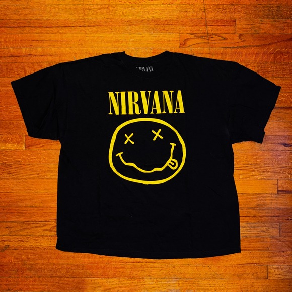 NIRVANA | Shirts | Nirvana Smiley Face Band T Shirt Black Mens 2xl ...